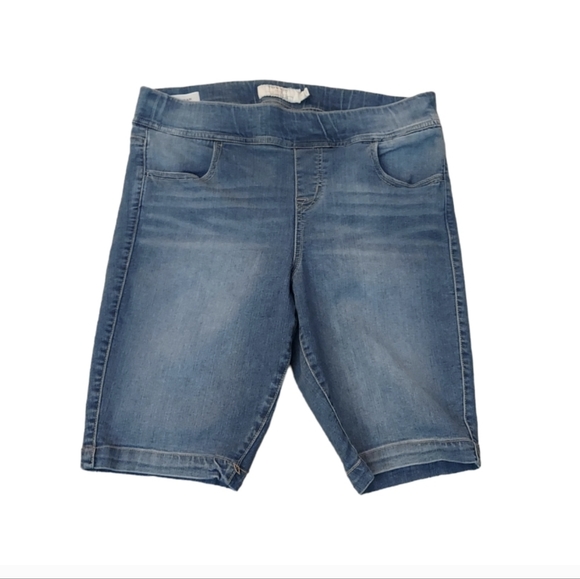 torrid | Shorts | Torrid Lean Jean Bermuda Shorts | Poshmark
